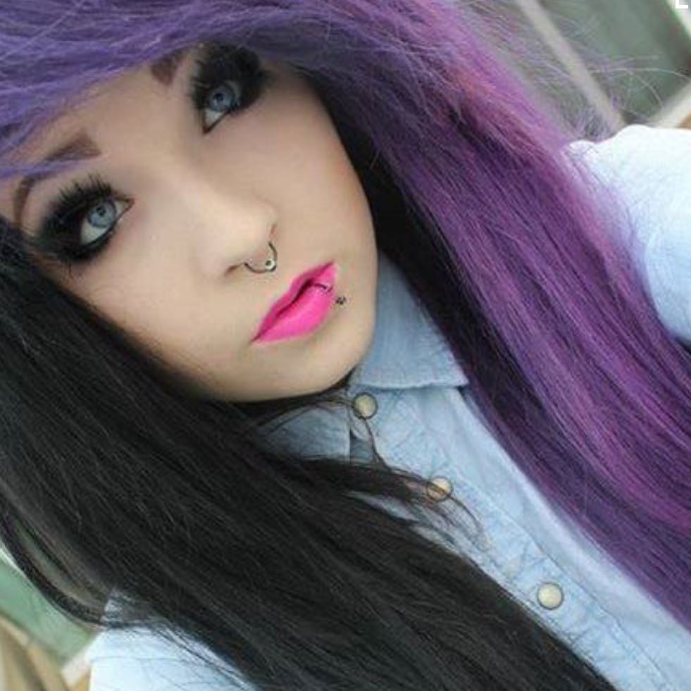 30 Popular Long Emo Hairstyles for Girls in 2022 (with Images)