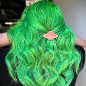 50 Green Hair Ideas for Women in 2022 (with Pictures)