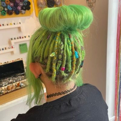 50 Green Hair Ideas for Women in 2022 (with Pictures)